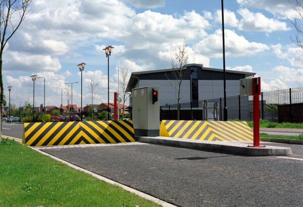 Road Blockers | Rising Kerbs - Newgate